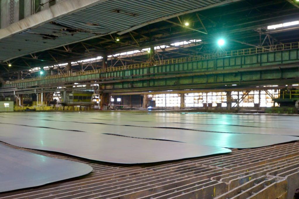 How to Choose the Right Steel Plate for Your Construction Supply Needs