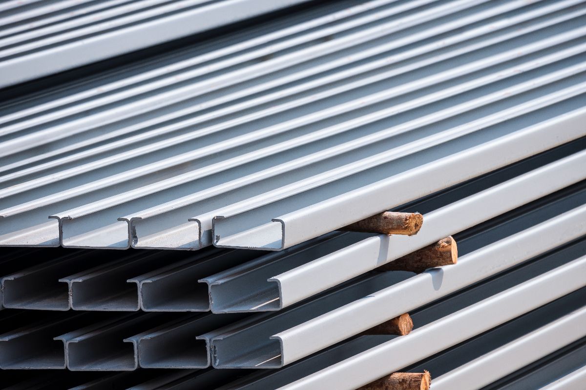How Do Weather Conditions Affect Building Materials
